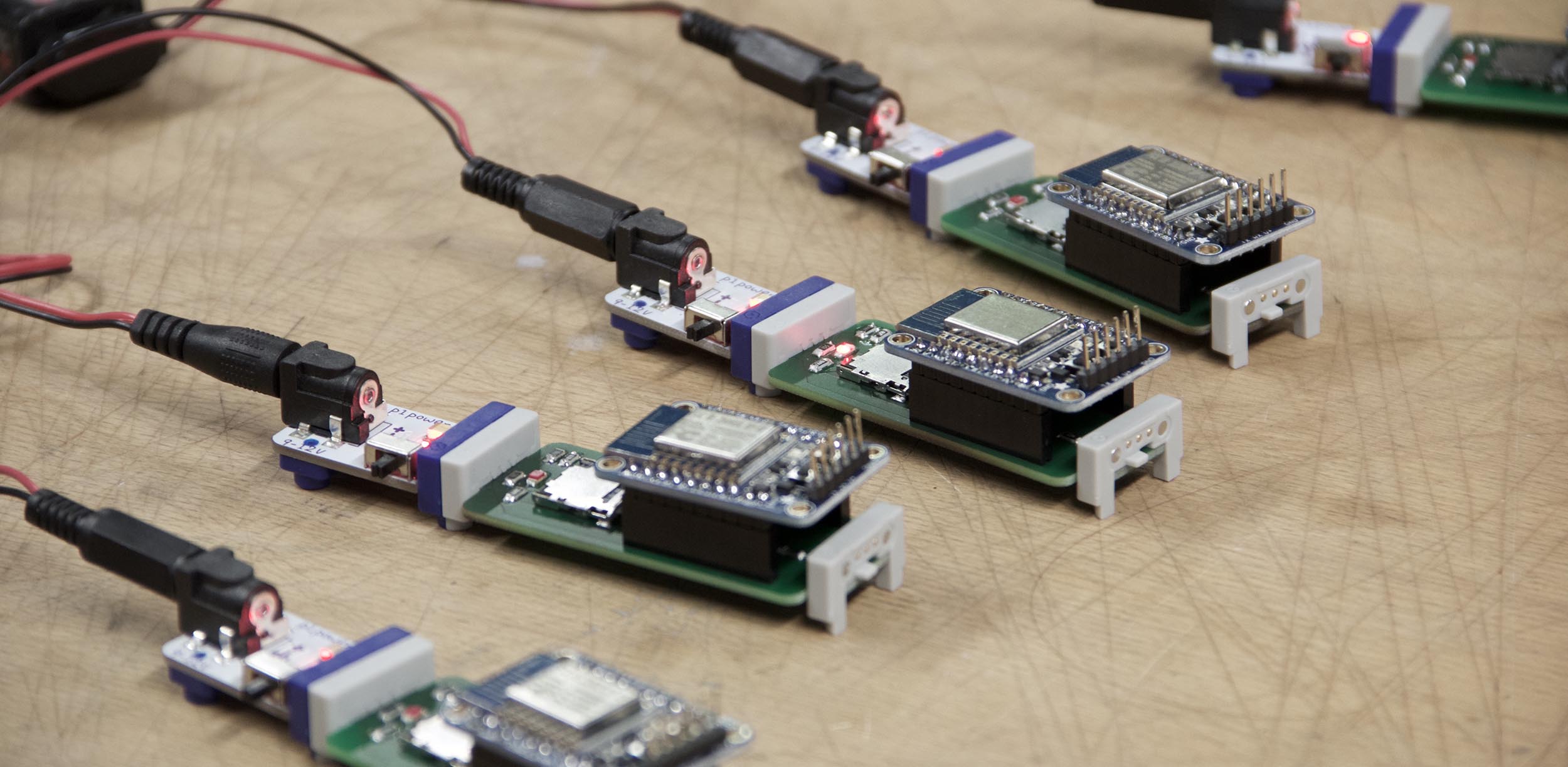 GitHub - IAD-ZHDK/ShifterBit: A little bits compatible module that connects to shiftr.io.